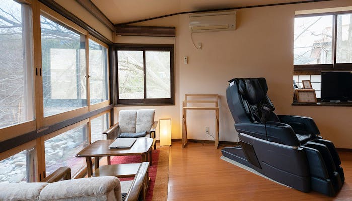 お部屋から涼やかな川の流れを望む、渓流沿いの温泉宿 西日本編 一休コンシェルジュ