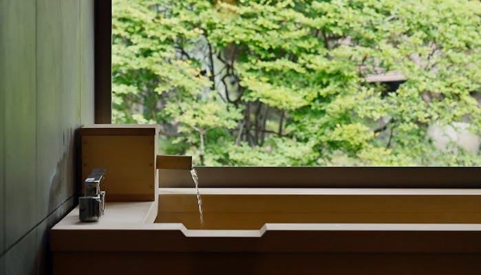 タグ付カニをお部屋食で楽しめる、露天・半露天風呂付客室がある温泉宿 一休コンシェルジュ