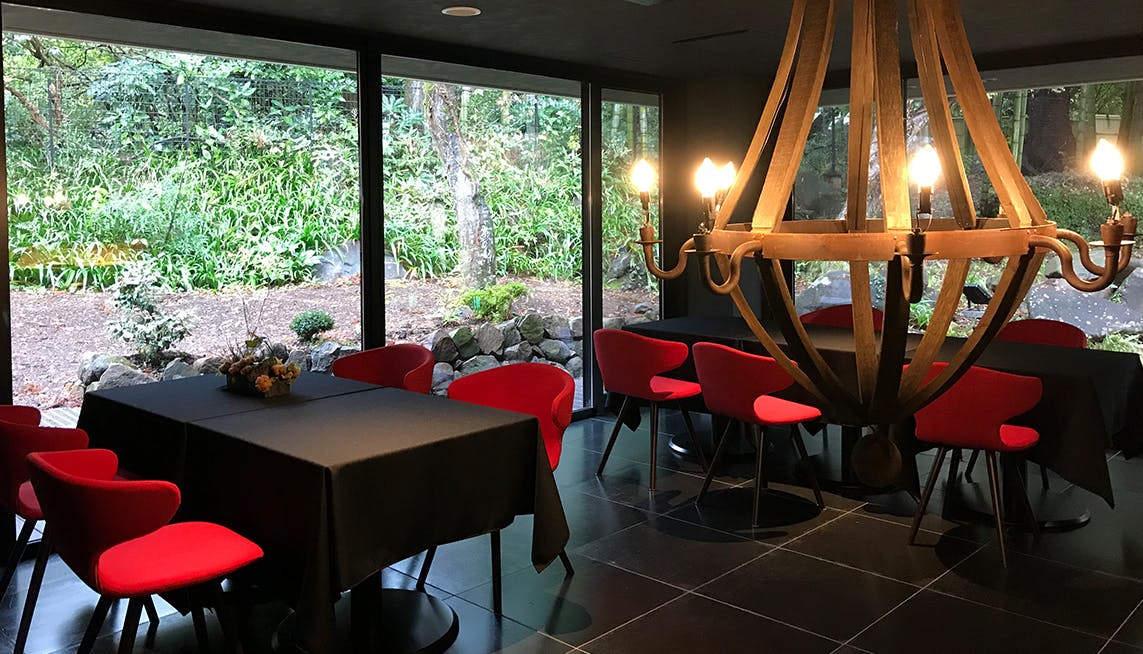 BOSCAGE kariya | 【取材】東京から2時間、奥湯河原の森に抱かれる別荘のような温泉宿 - 宿泊予約は[一休.com]