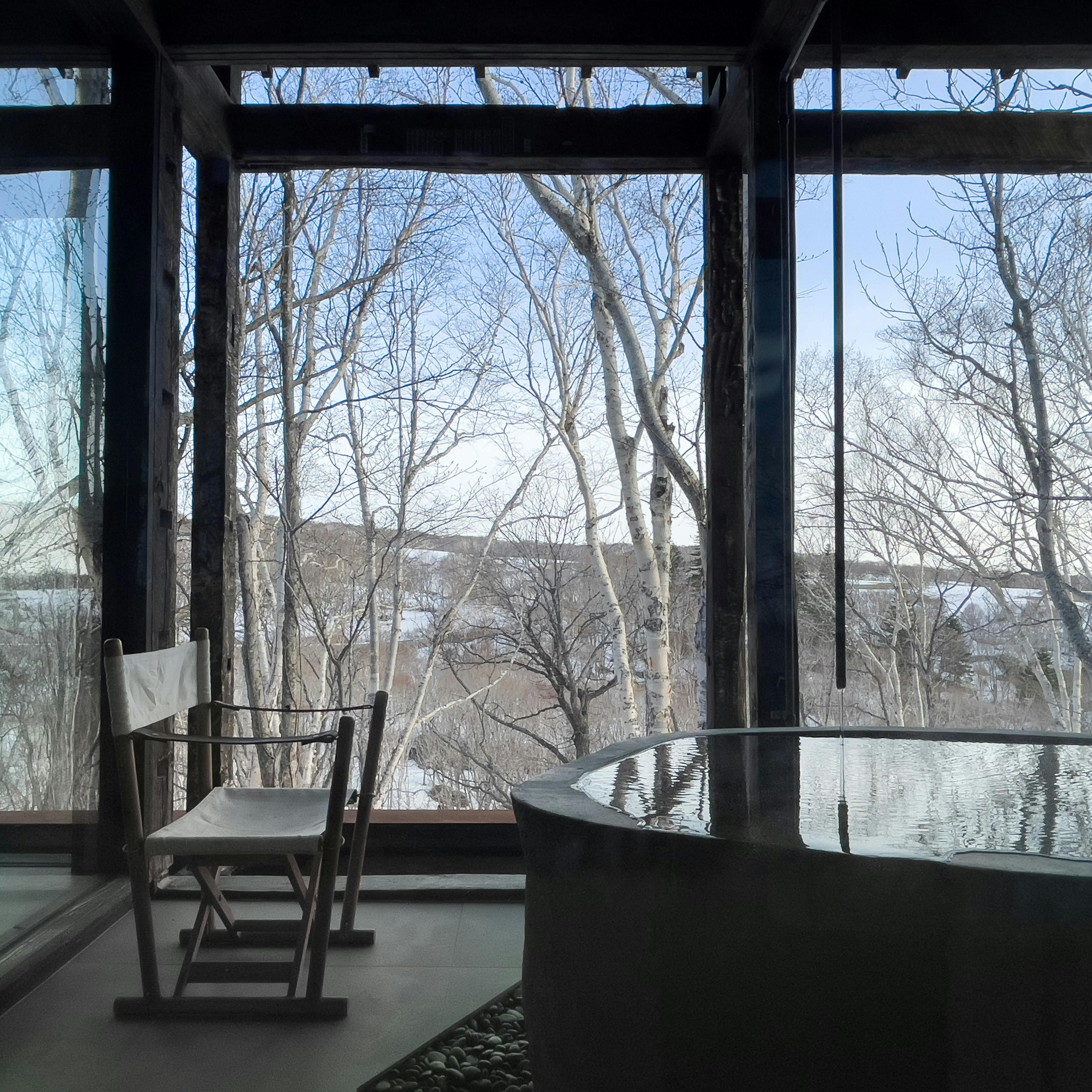 SHIGUCHI -シグチ | 【取材】北海道・ニセコの深い森の中に佇む、築150年の古民家で体感する唯一無二の“ギャラリーステイ” - 宿泊 ...